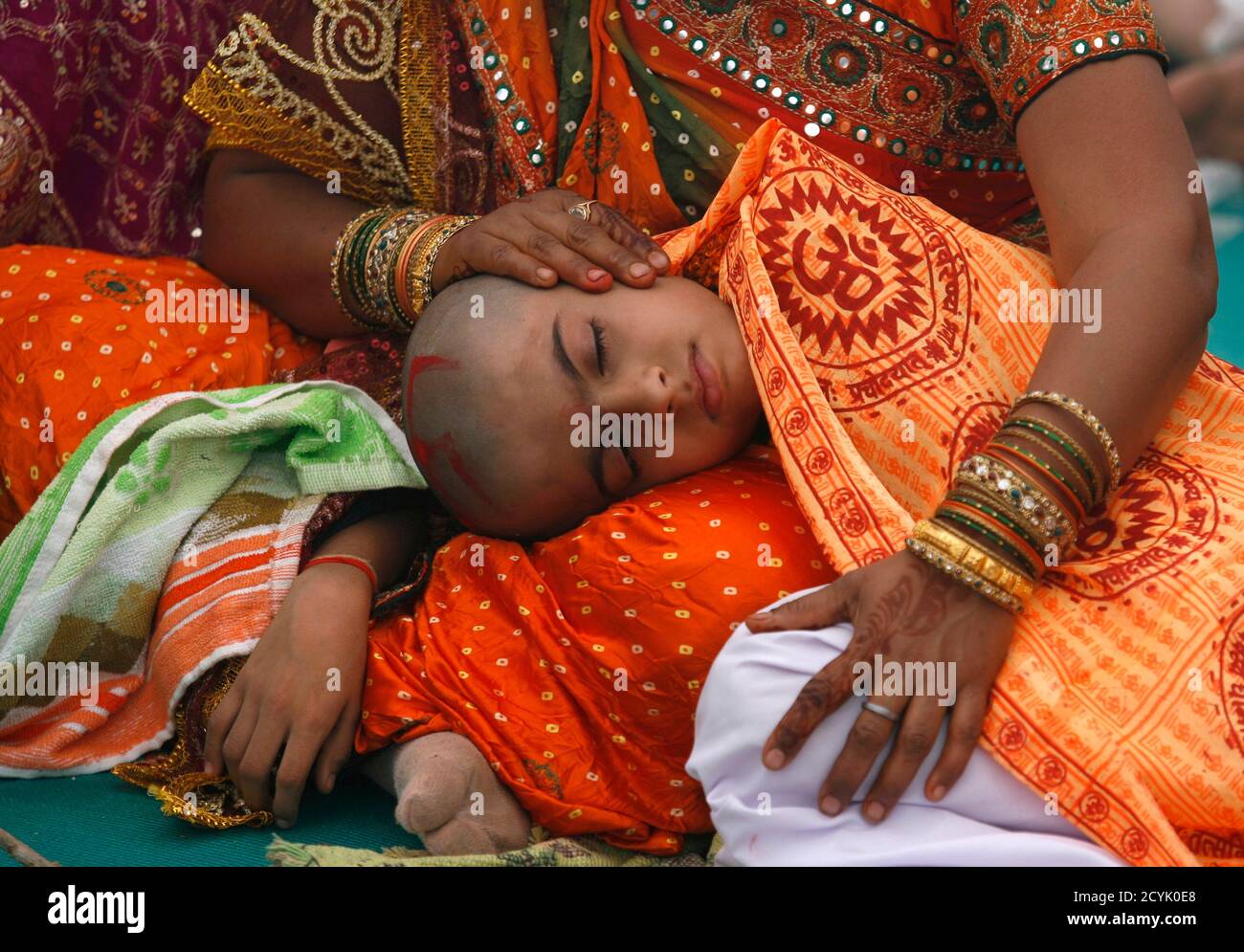 Indian thread ceremony hi-res stock photography and images - Alamy