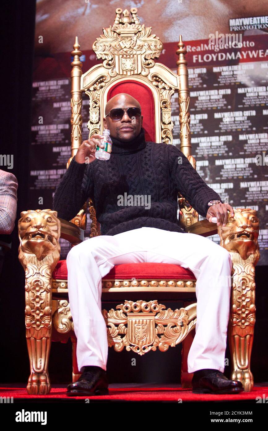 Puerto rican boxer hi-res stock photography and images - Alamy