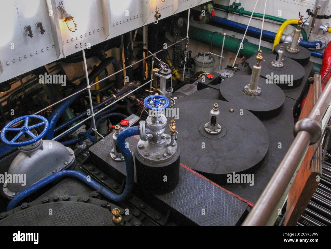 Ships engine hi-res stock photography and images - Alamy