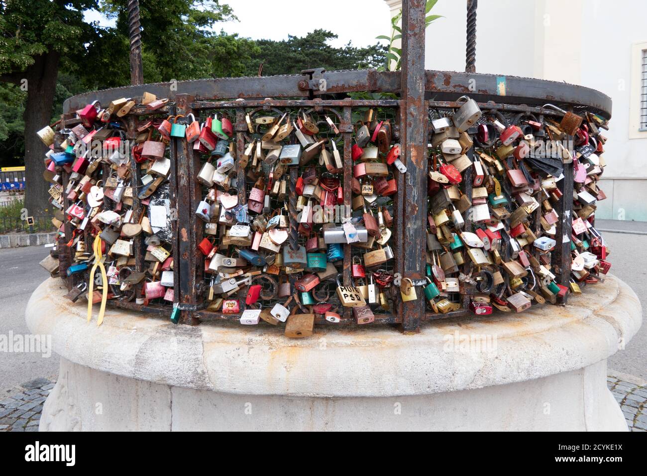 Gmm icon hi-res stock photography and images - Alamy