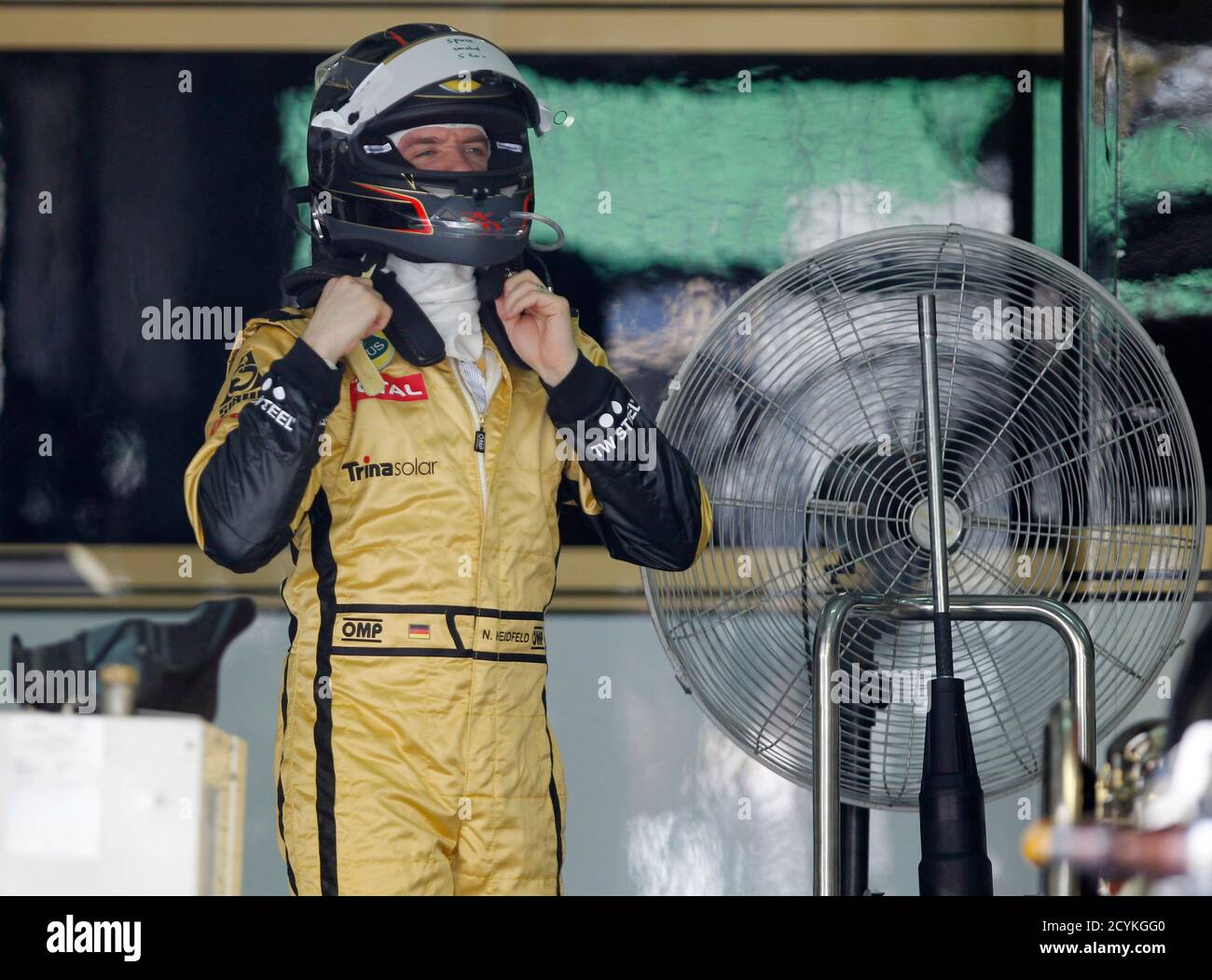 Black racing suit hi-res stock photography and images - Alamy