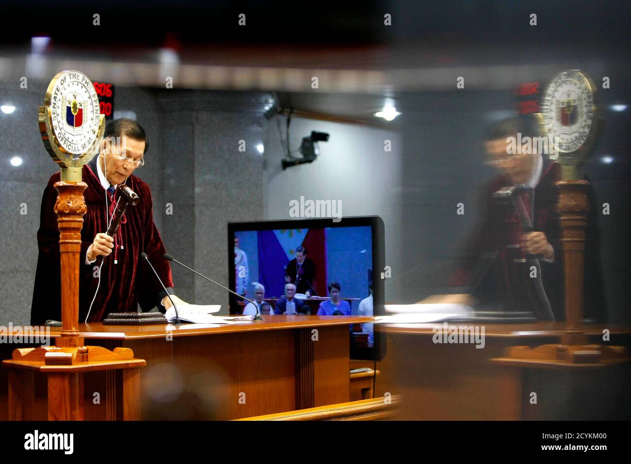 Judge's gravel hi-res stock photography and images - Alamy