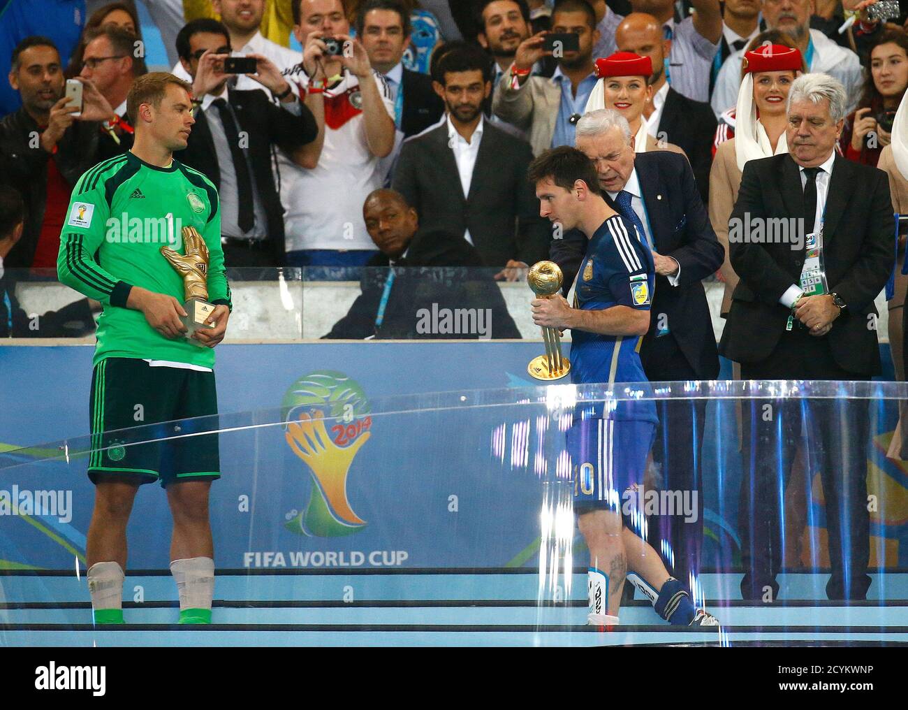 Manuel neuer world cup trophy hi-res stock photography and images - Alamy