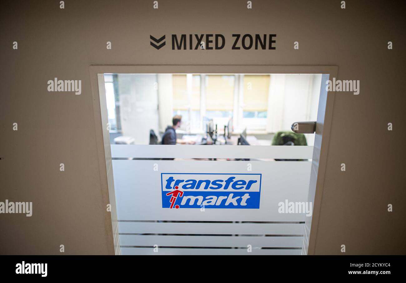 Hamburg, Germany. 29th Sep, 2020. An employee works in the offices of ...