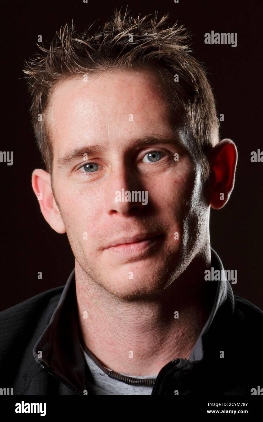 Amputee actor hi-res stock photography and images - Alamy