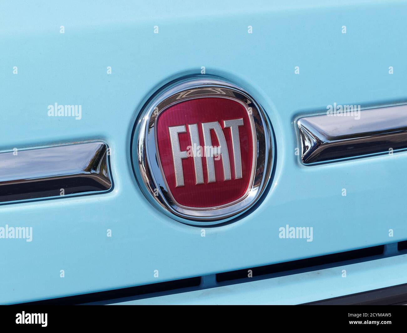 Fabbrica italiana automobili torino hi-res stock photography and images ...
