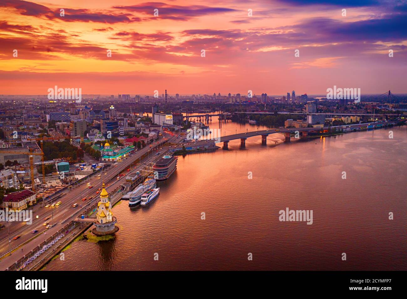 Dramatic colorful sunset over Dnipro river in Kiev, Ukraine, travel ...