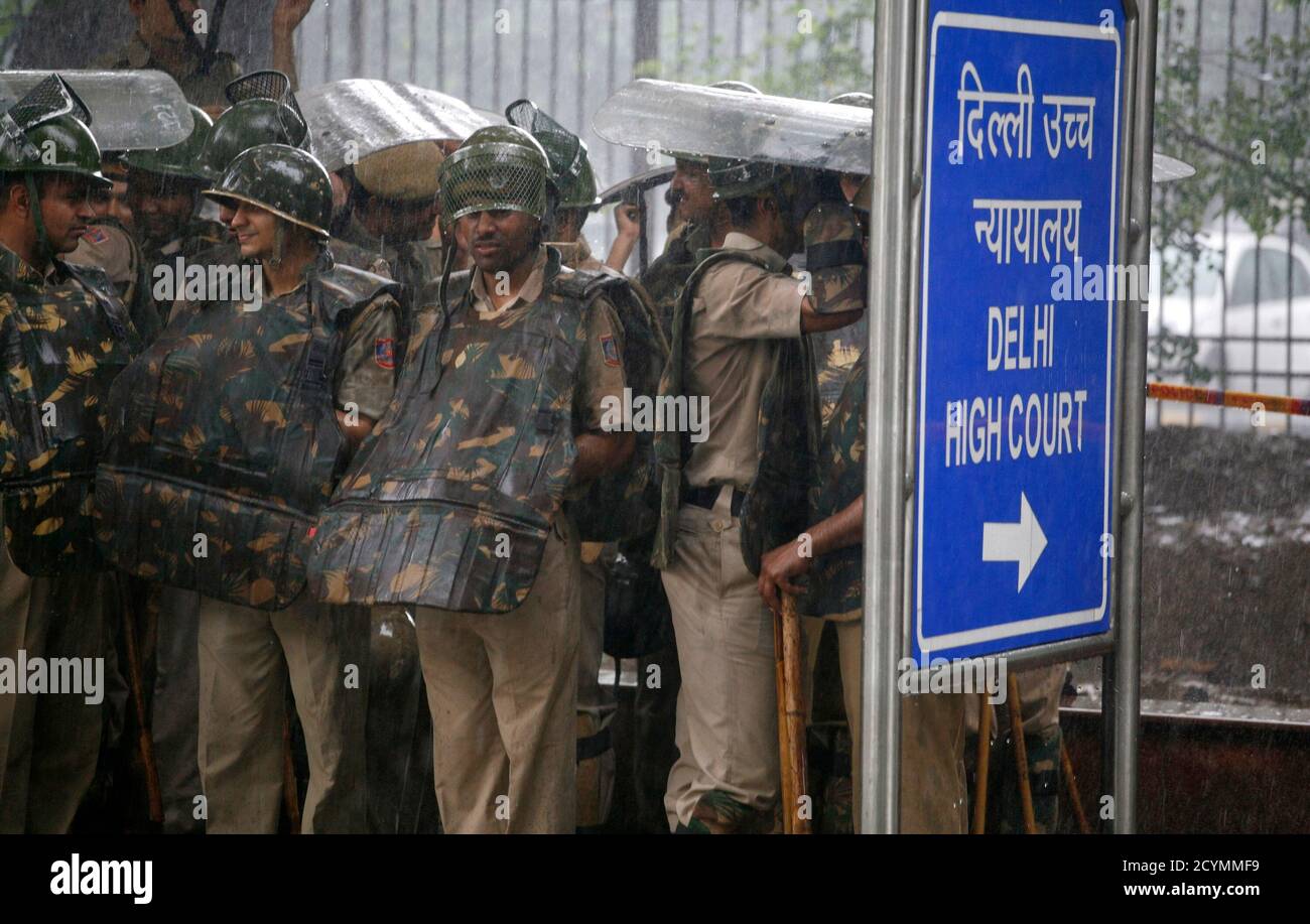 Blast shields hi-res stock photography and images - Alamy