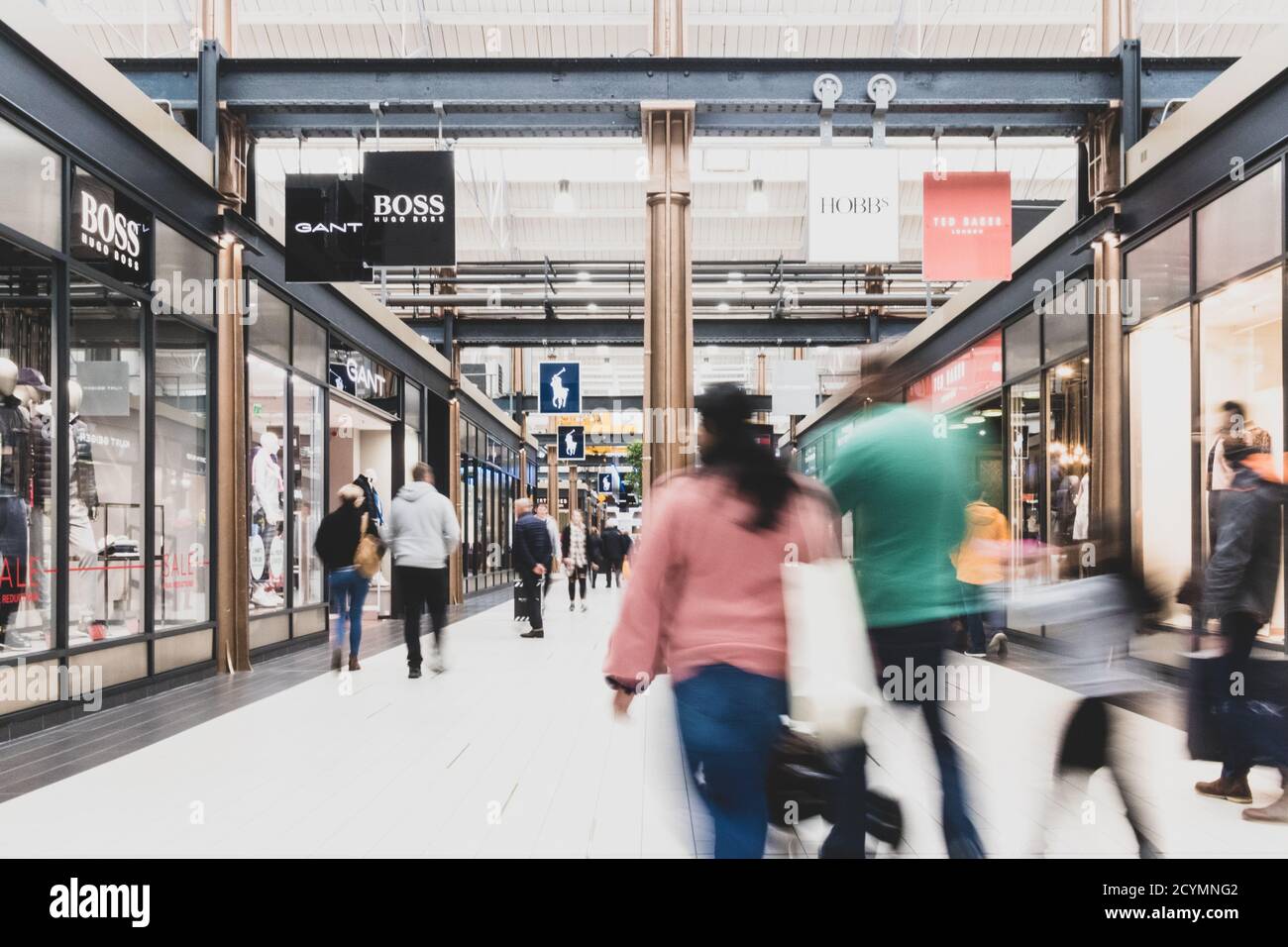 Swindon designer outlet hi-res stock photography and images - Alamy