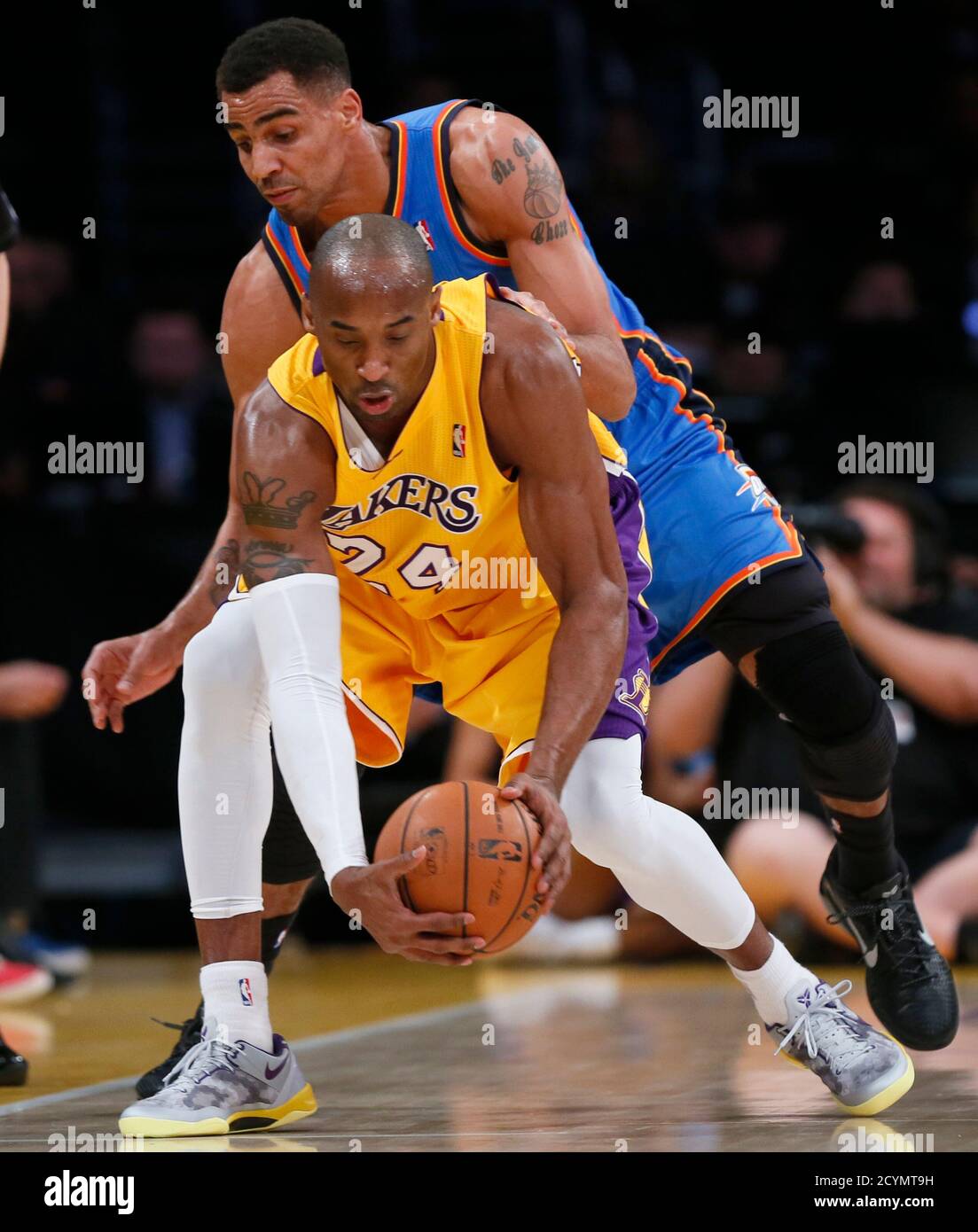 Kobe back los angeles lakers hi-res stock photography and images - Alamy