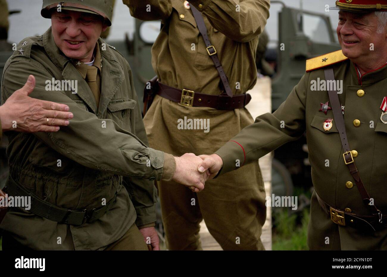 25 april 1945 elbe hi-res stock photography and images - Alamy