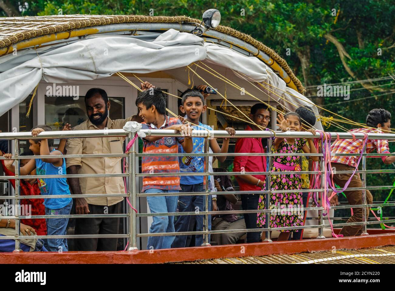 Large family group on popular houseboat cruise, on the old rice & spice ...