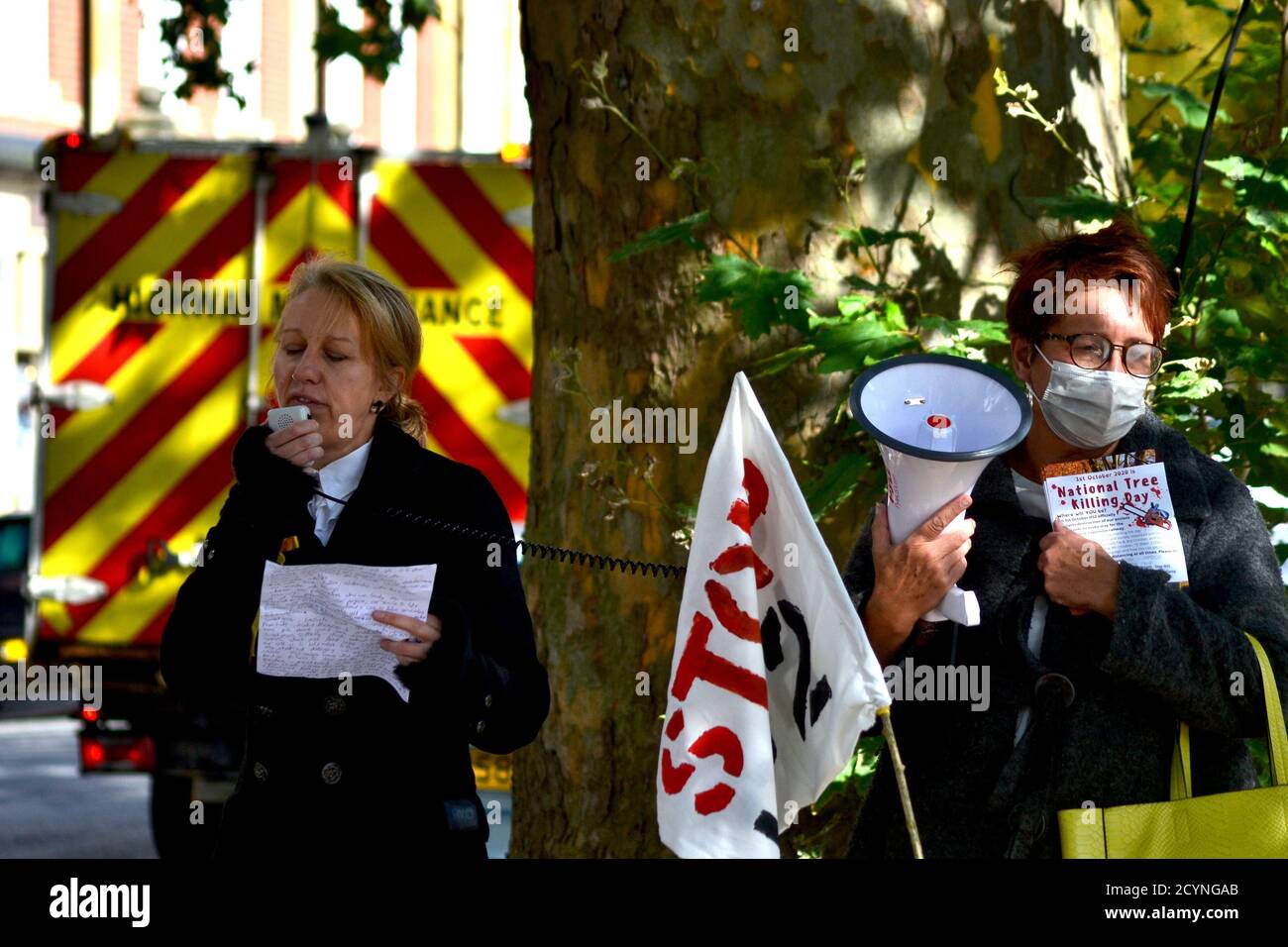 Anti-HS2 high speed rail protestors in Leamington Spa Stock Photo - Alamy