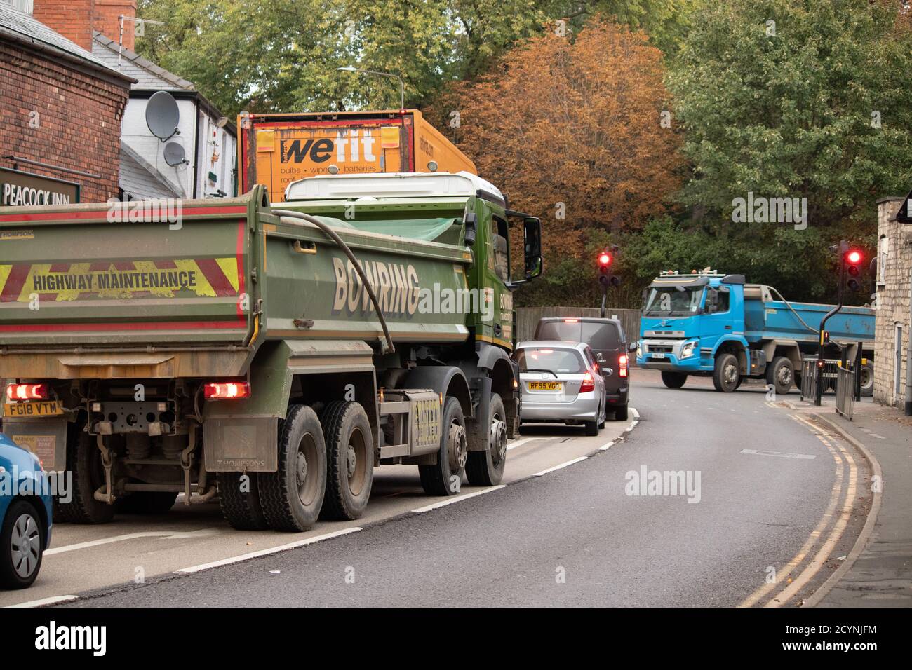 Traffic during the morning rush hour at the junction of Wragby Road ...