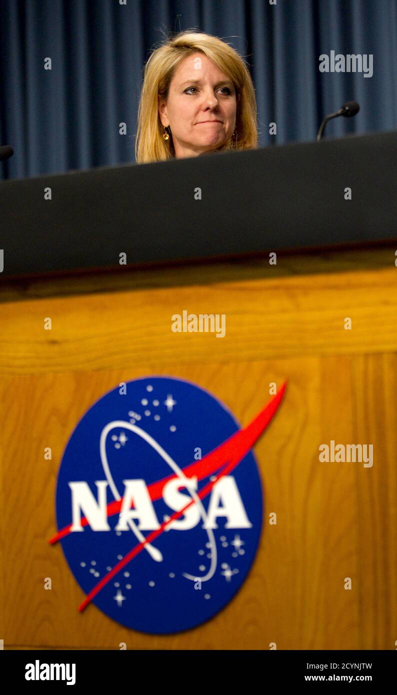 Spacex president gwynne shotwell hi-res stock photography and images ...