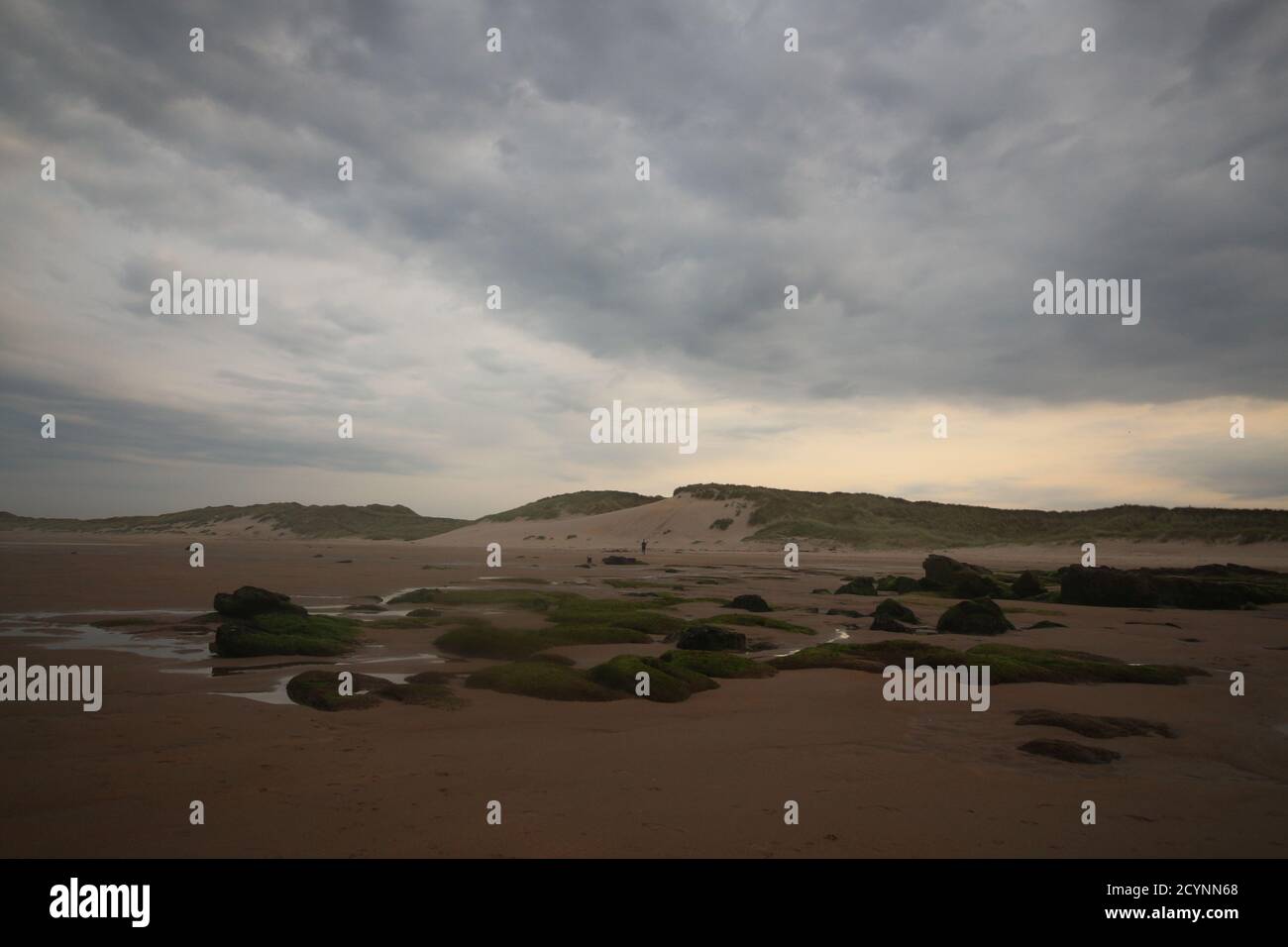 Dramatic seascapes hi-res stock photography and images - Alamy