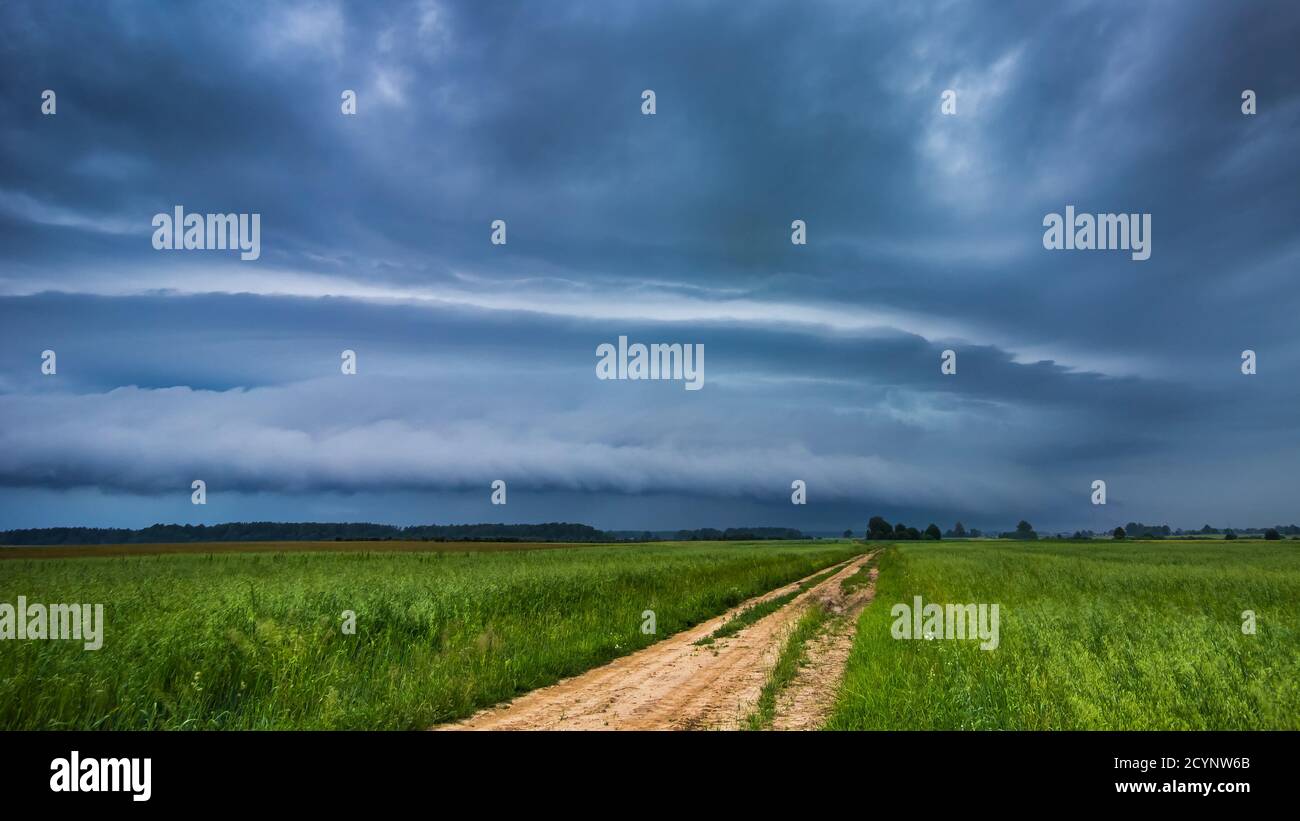 Supercell Lightning High Resolution Stock Photography and Images - Alamy
