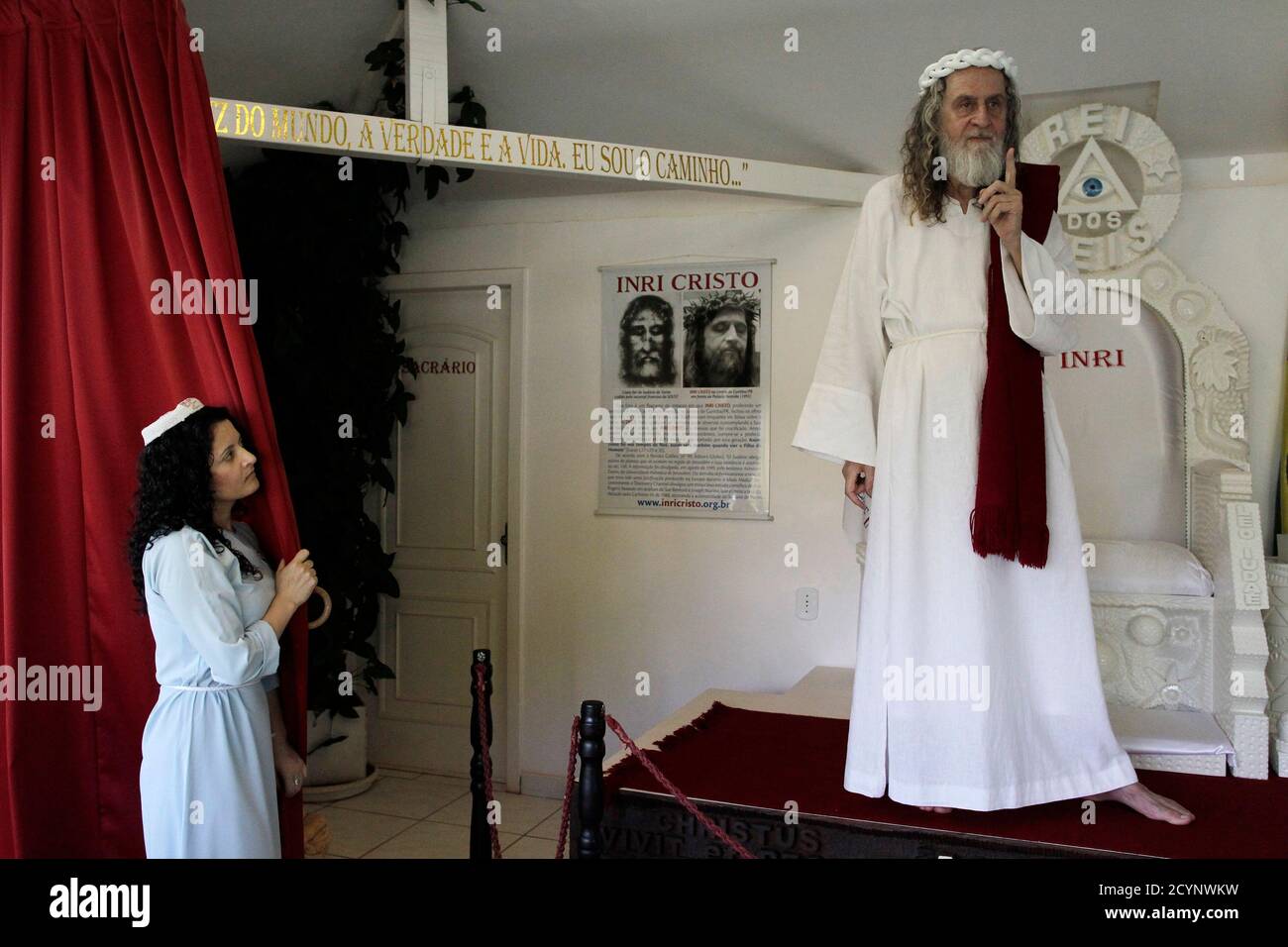 Woman looks like a man hi-res stock photography and images - Alamy