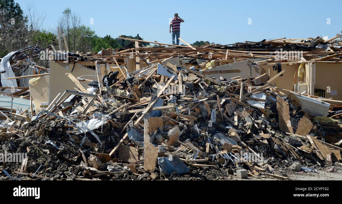 Collapse structure hi-res stock photography and images - Alamy