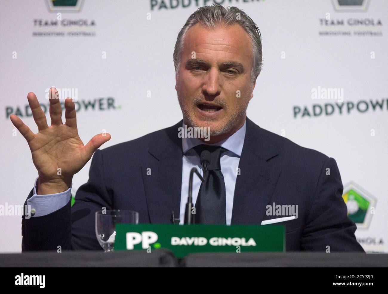 France david ginola hi-res stock photography and images - Alamy