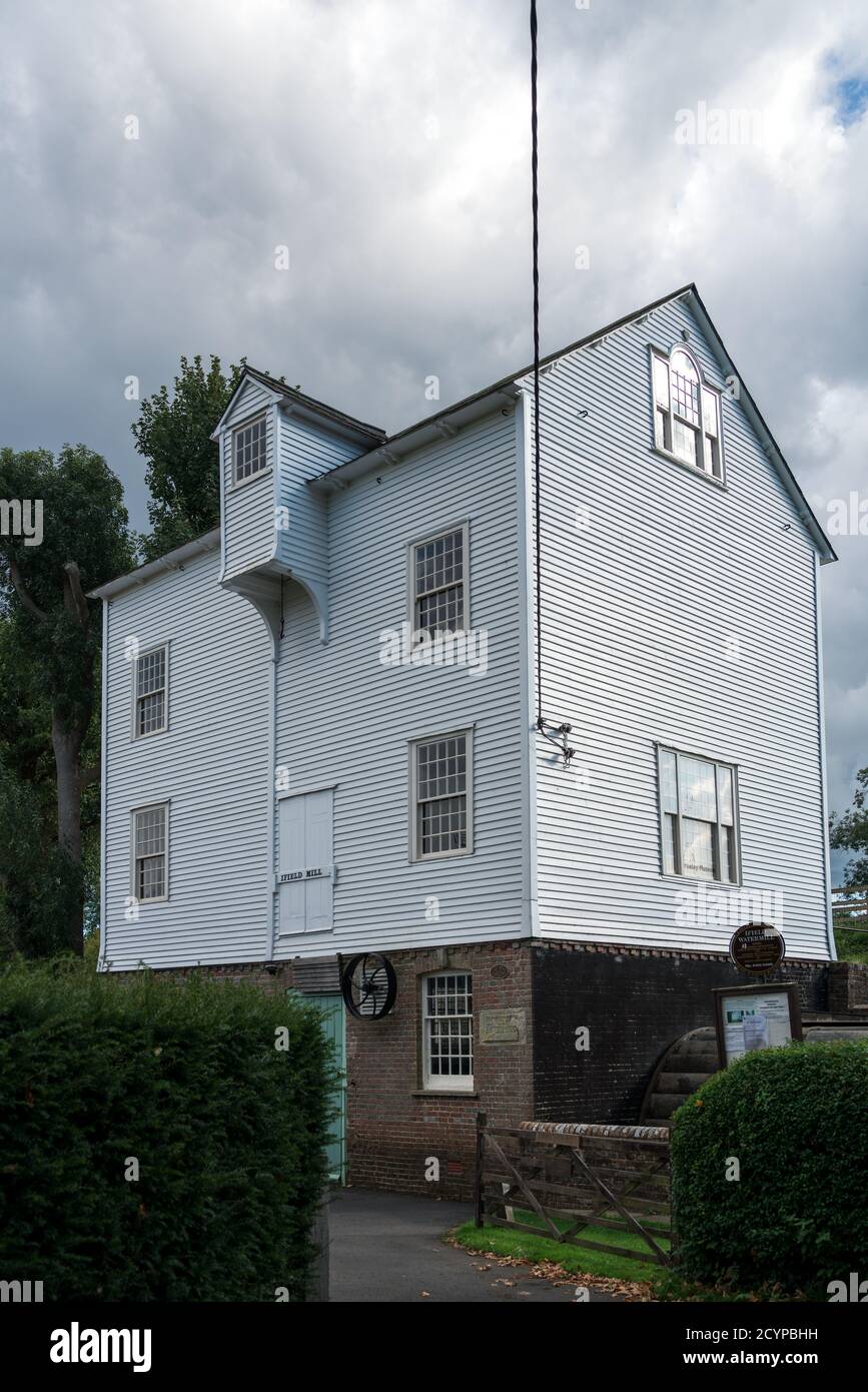 IFIELD, WEST SUSSEX/UK - OCTOBER 1 : A view of the Mill at Ifield Mill ...