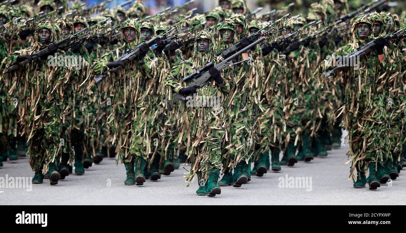 Ghillie Suits High Resolution Stock Photography and Images - Alamy
