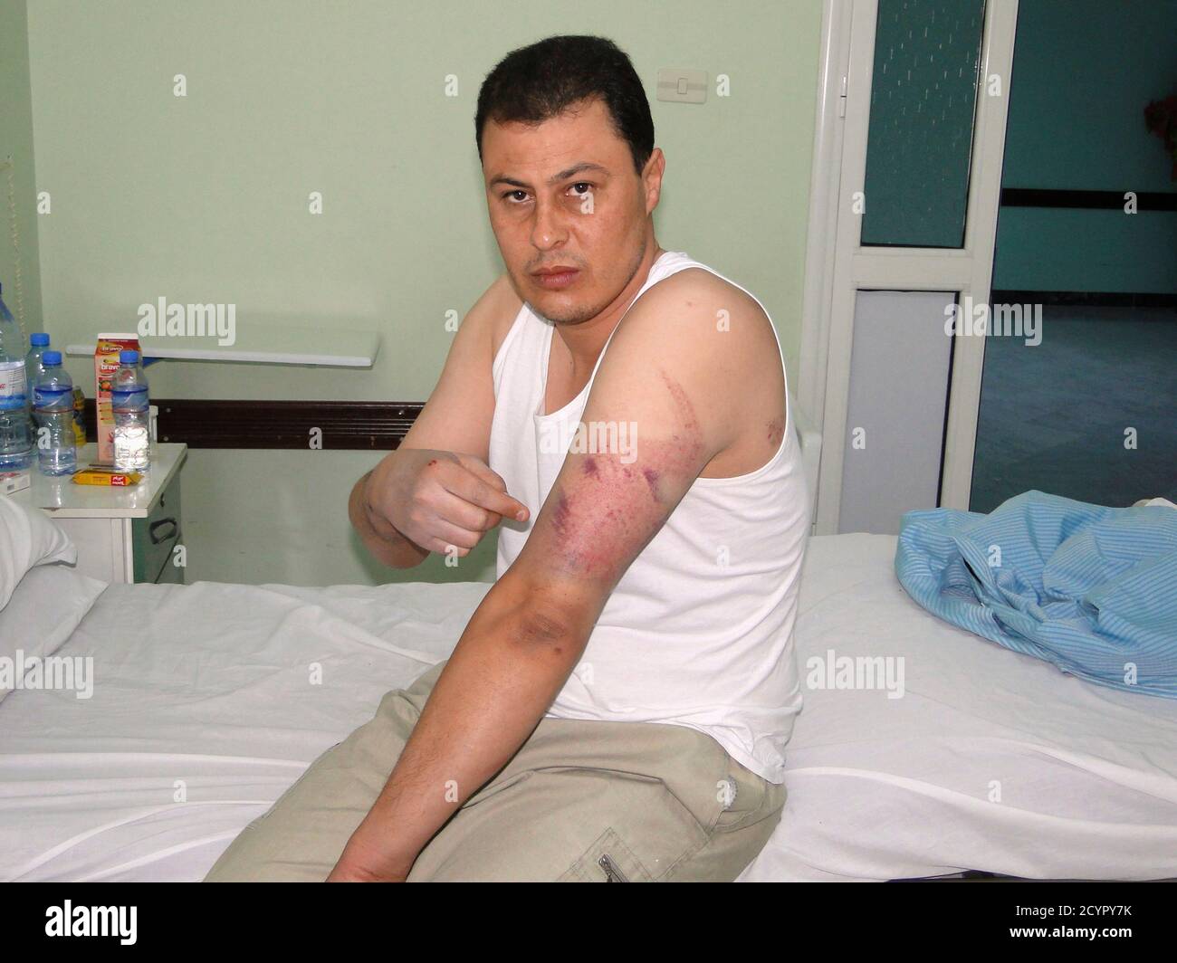 Body whip hi-res stock photography and images - Alamy