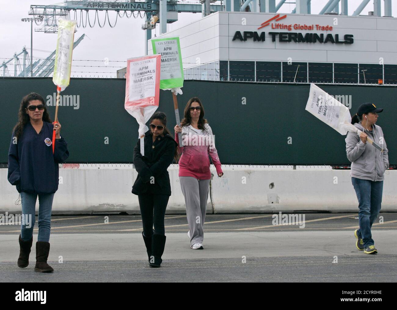 Longshore strike hi-res stock photography and images - Alamy