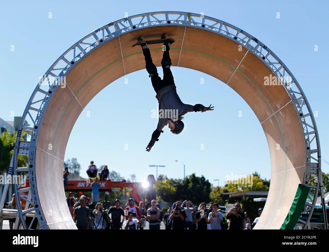 6 metre high hi-res stock photography and images - Alamy