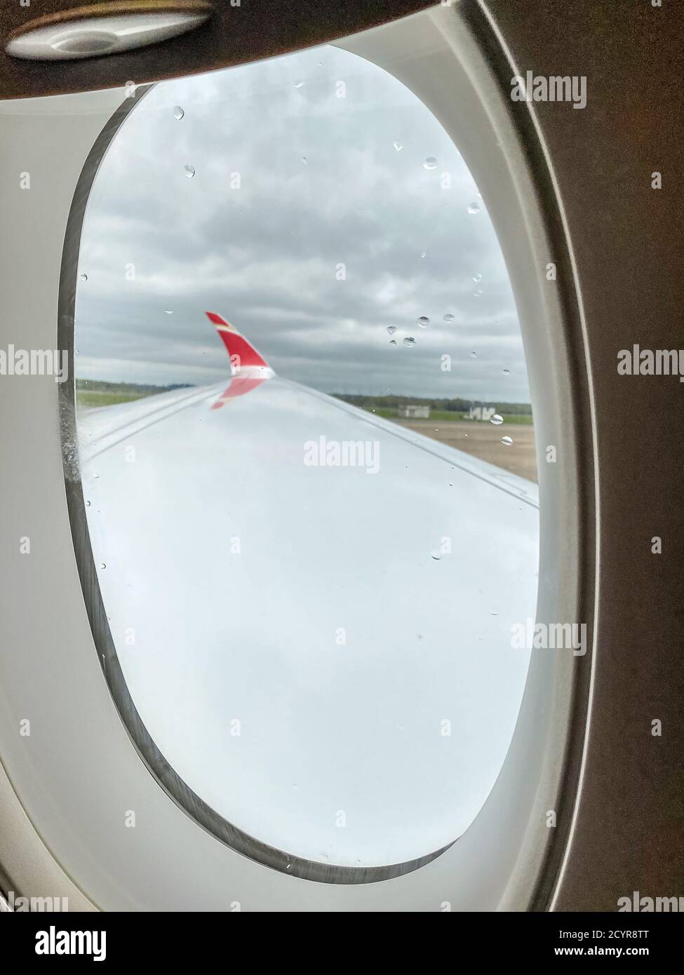 Aeroplane wing inside aeroplane hi-res stock photography and images - Alamy