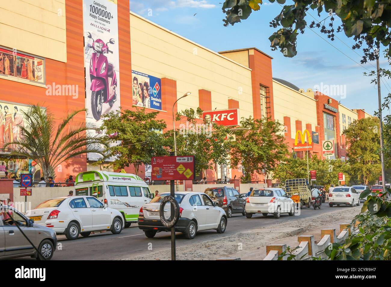 Shop chennai hi-res stock photography and images - Alamy