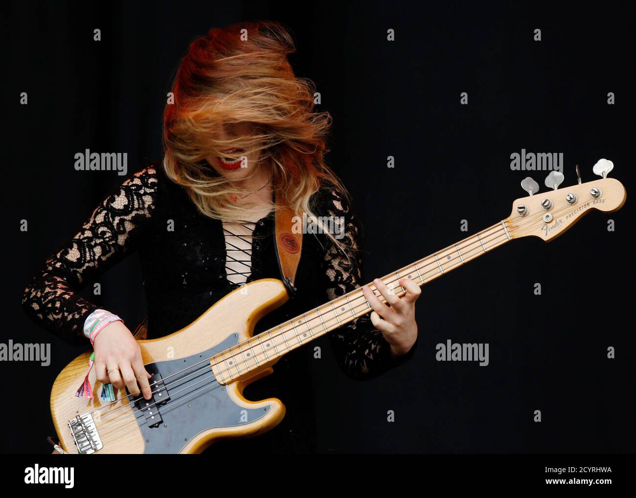 Este haim of the band haim hi-res stock photography and images - Alamy
