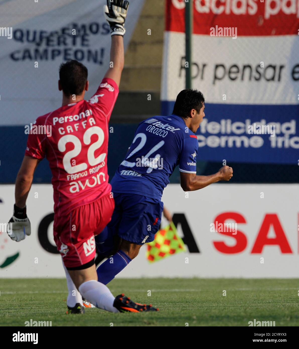 Goalkeeper of cruz azul hi-res stock photography and images - Alamy