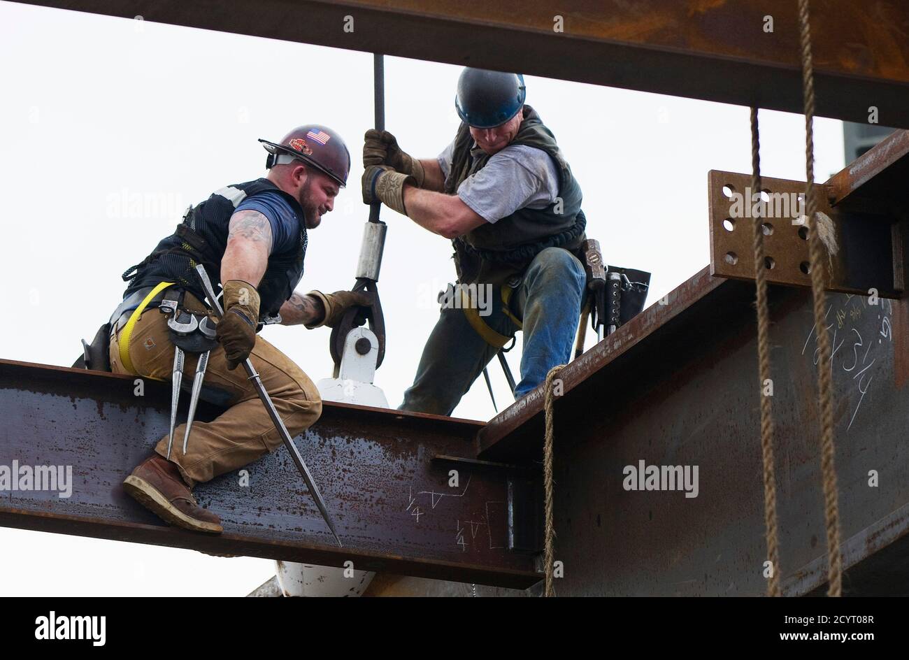Steel beam at one world trade center hi-res stock photography and ...
