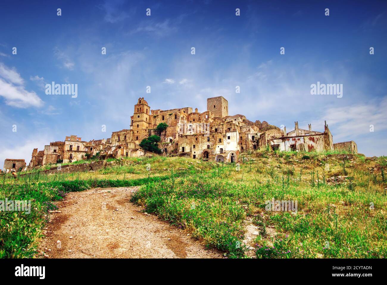 Craco basilicata hi-res stock photography and images - Alamy