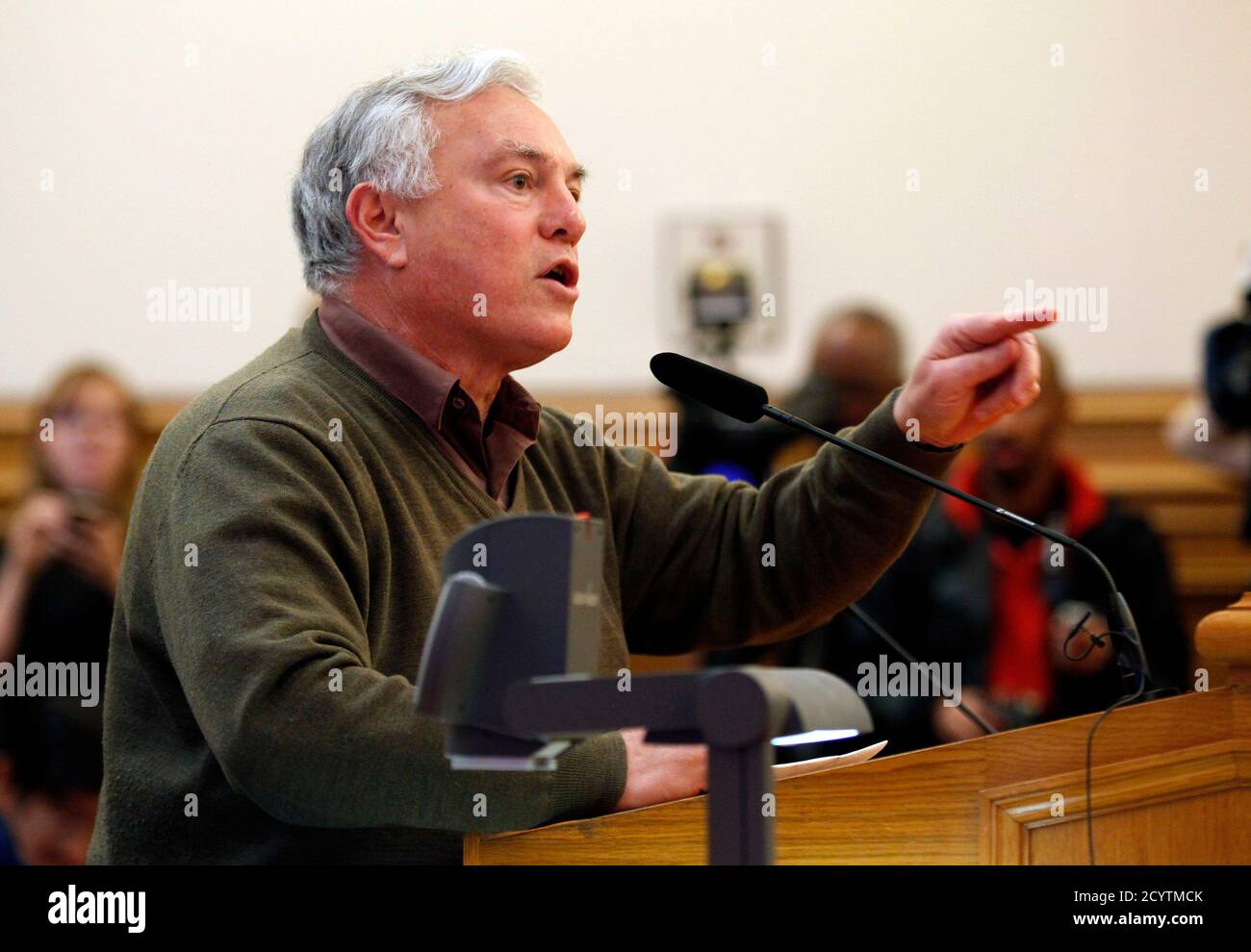 Bus trans hi-res stock photography and images - Alamy