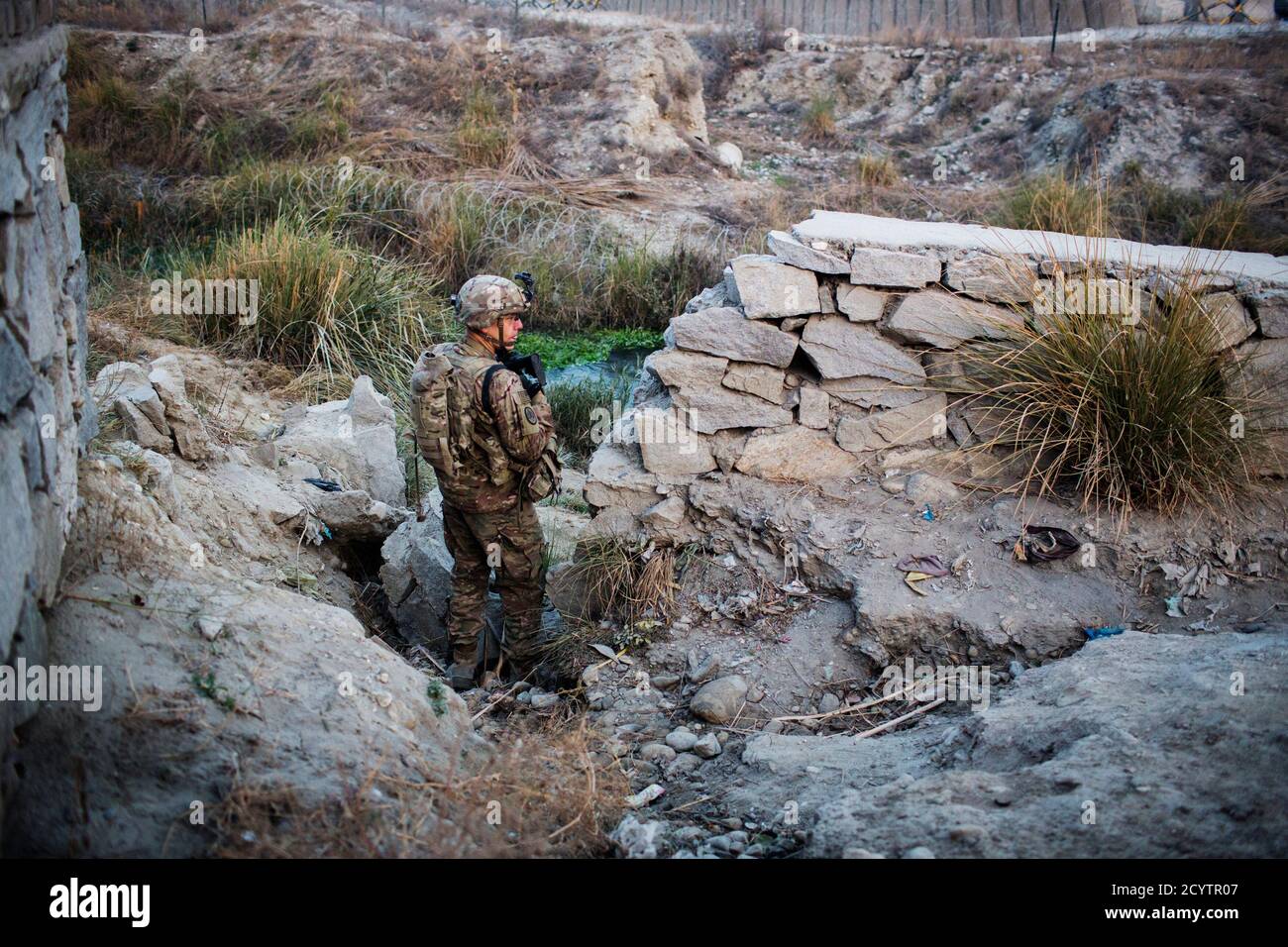 Forward operating base fenty afghanistan afghan hi-res stock ...