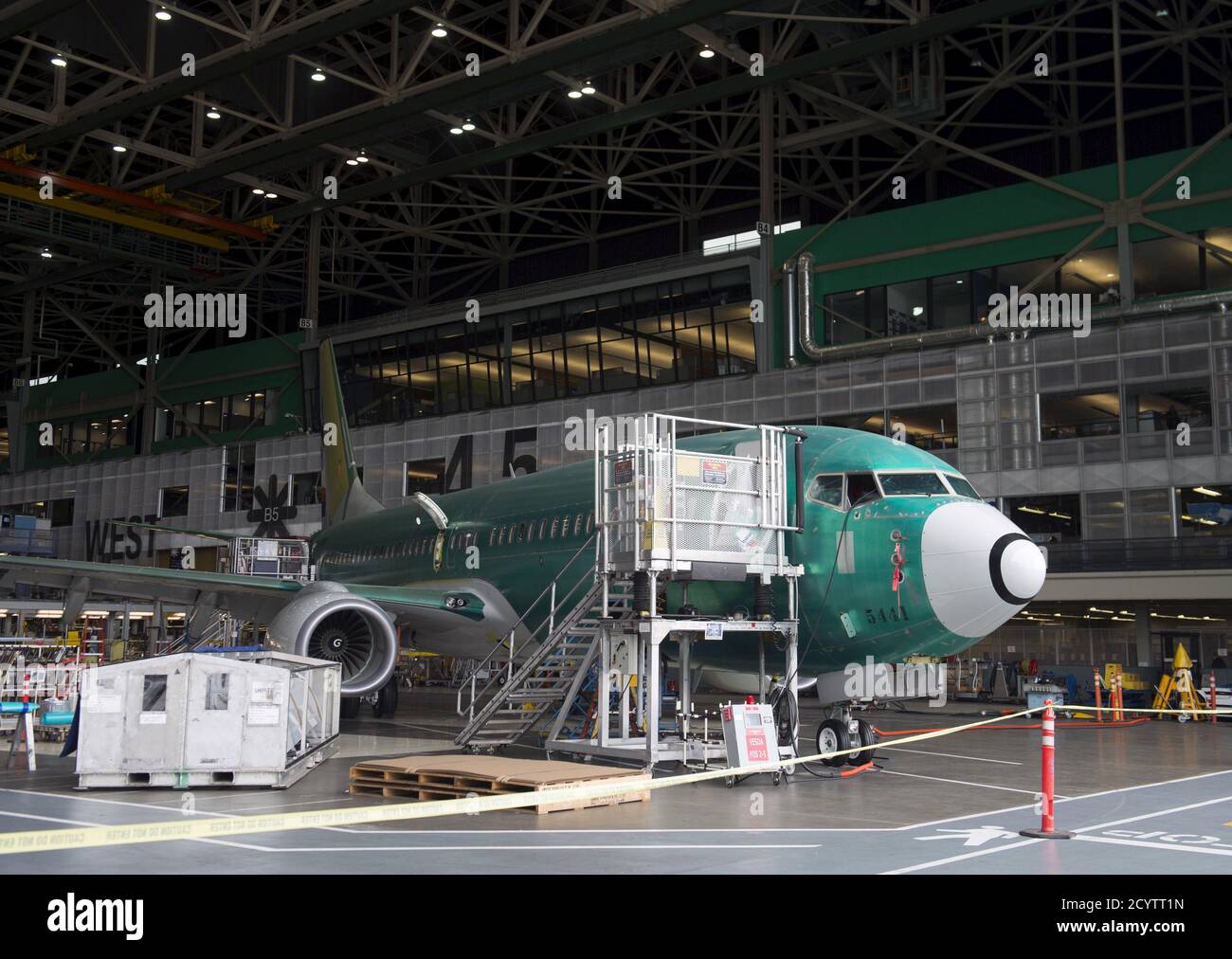 Boeing 737 airplane factory hi-res stock photography and images - Alamy