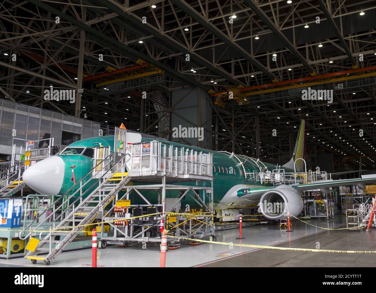Boeing 737 airplane factory hi-res stock photography and images - Alamy