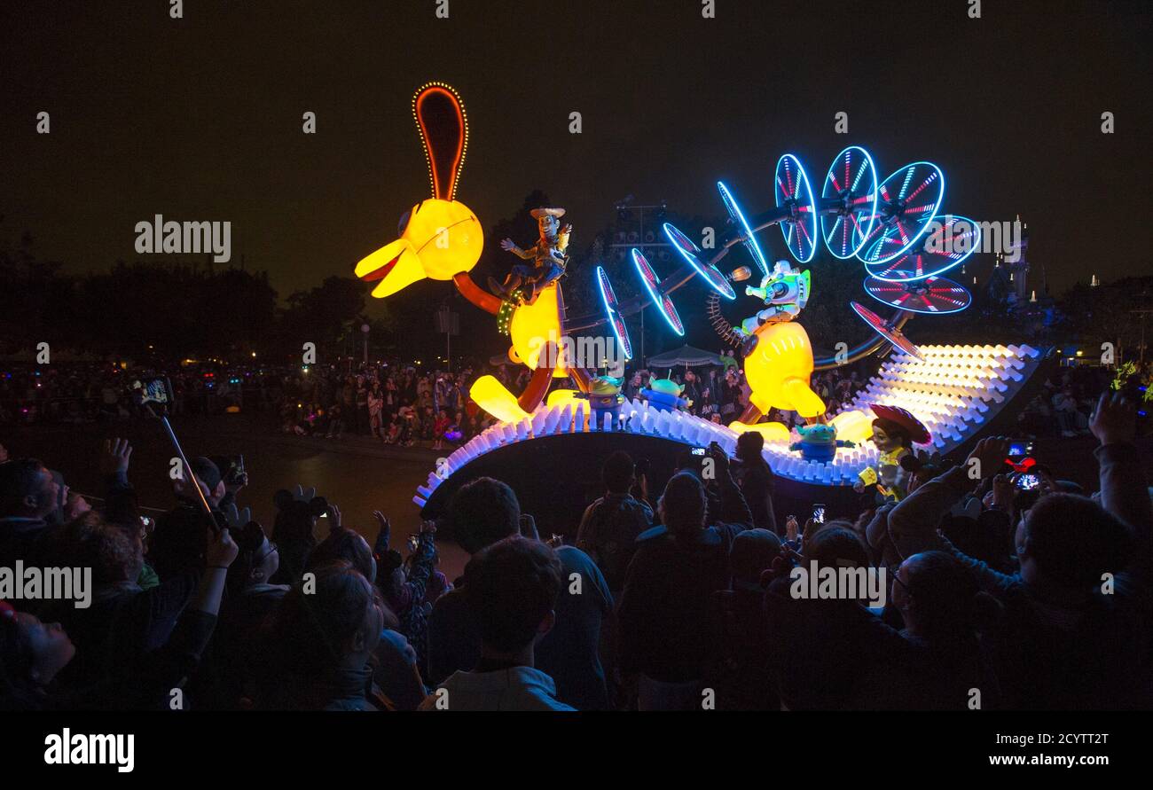 Toy story parade float hi-res stock photography and images - Alamy