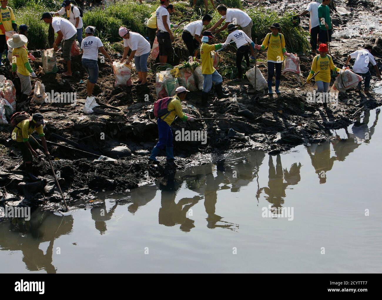 Flooding In Quezon City High Resolution Stock Photography and Images ...