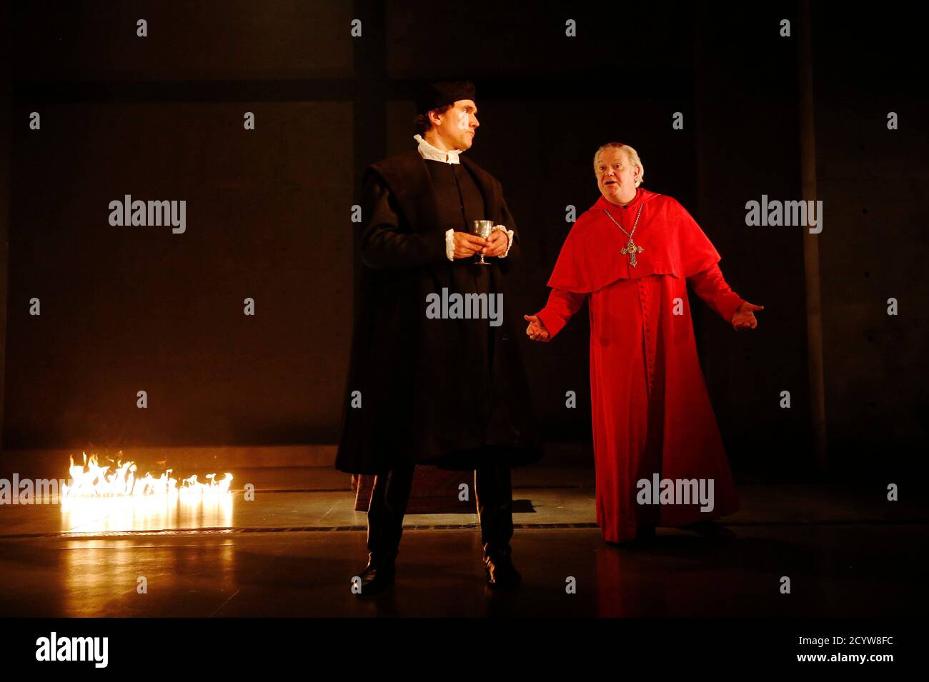 Wolf hall ben miles hi-res stock photography and images - Alamy