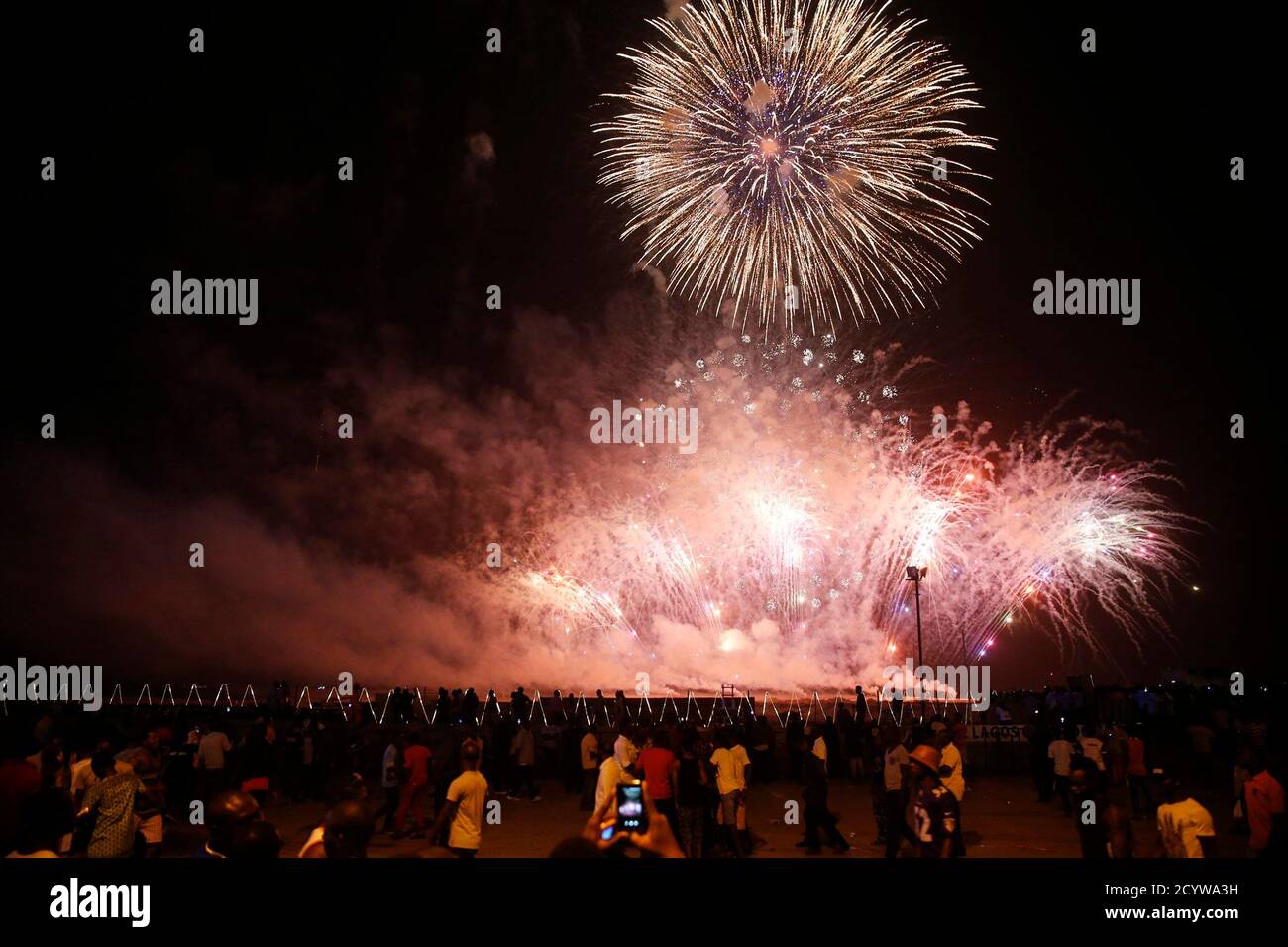 Bar beach lagos nigeria hi-res stock photography and images - Alamy