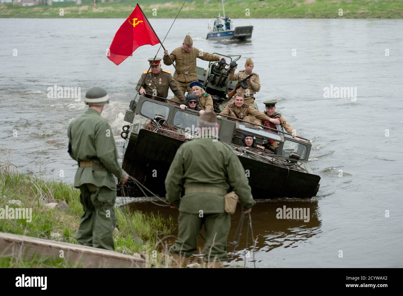 25 april 1945 elbe hi-res stock photography and images - Alamy