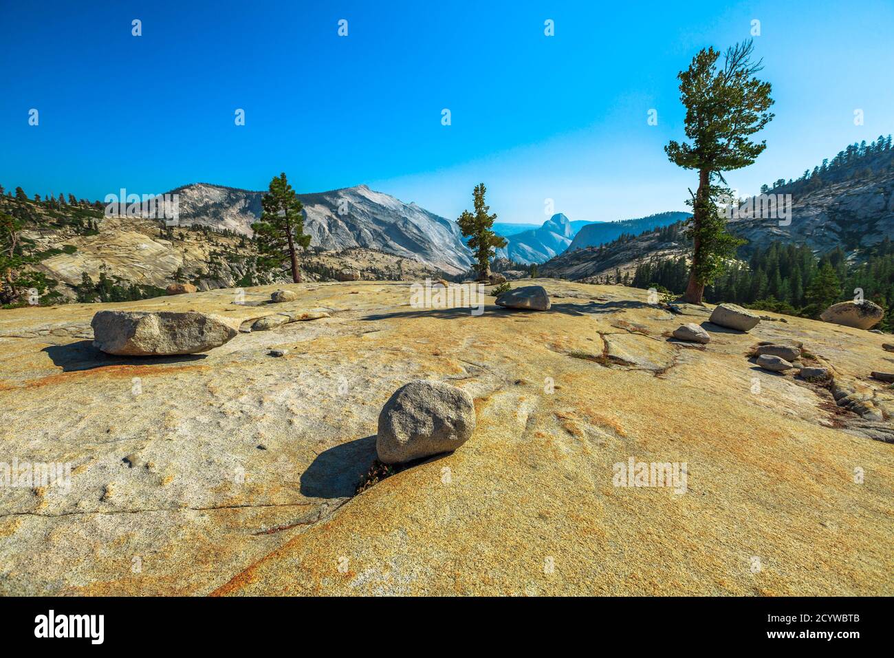 Point pass hi-res stock photography and images - Alamy