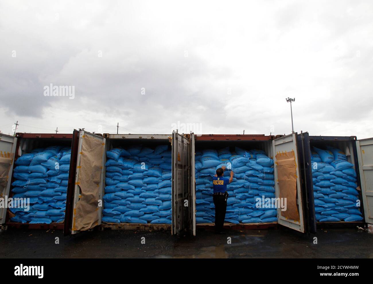20 Ft Container High Resolution Stock Photography and Images - Alamy