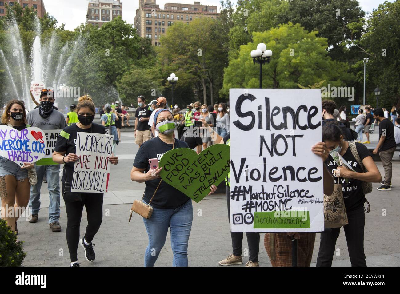 Vegan rally hi-res stock photography and images - Alamy