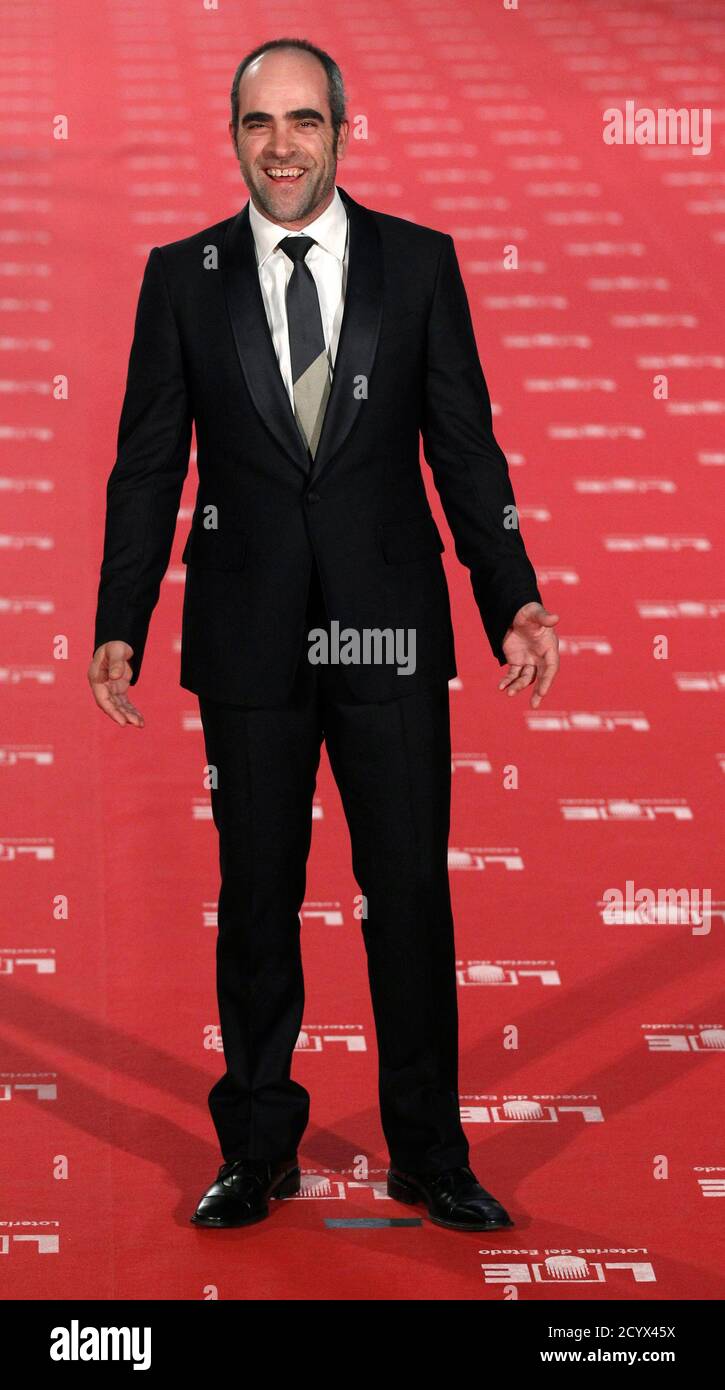 Spanish actor luis tosar poses hi-res stock photography and images - Alamy