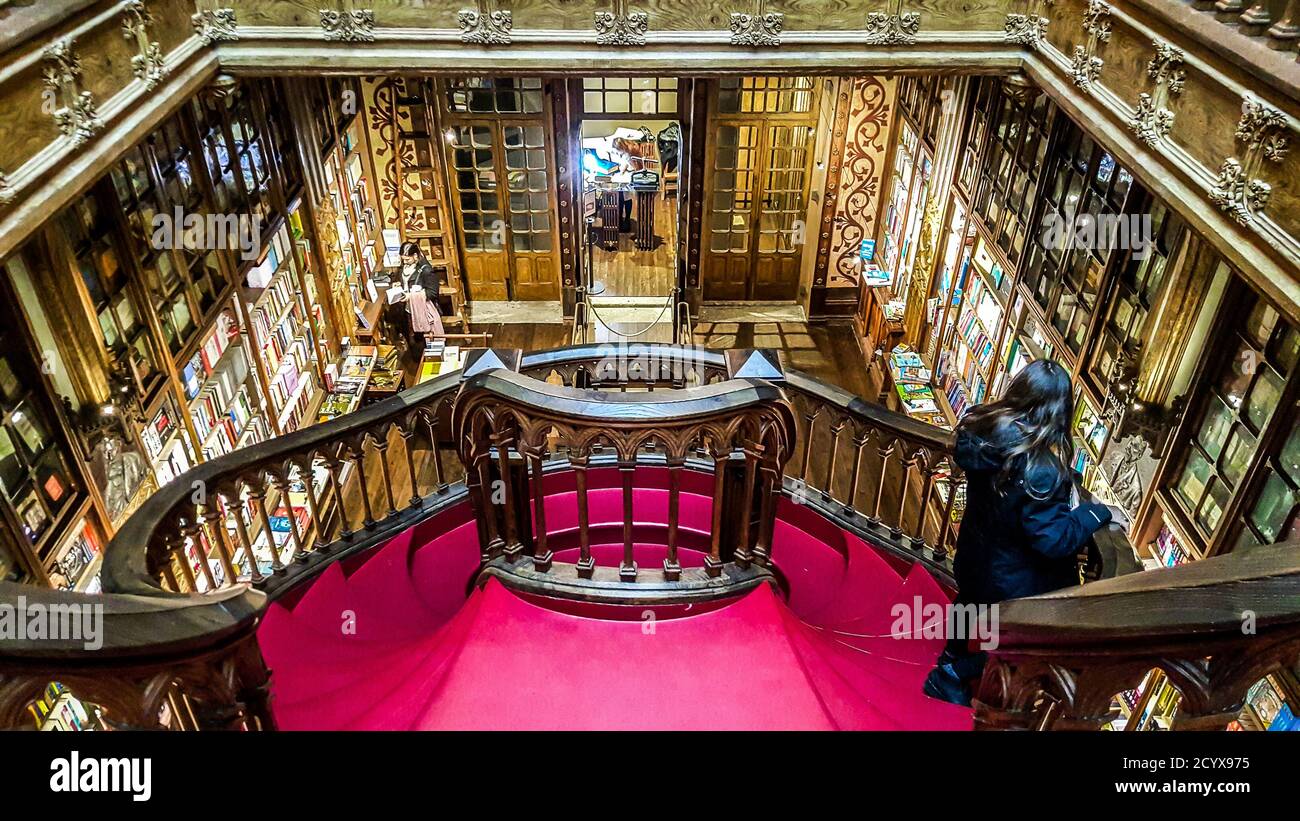 Livraria lello library porto hi-res stock photography and images - Alamy