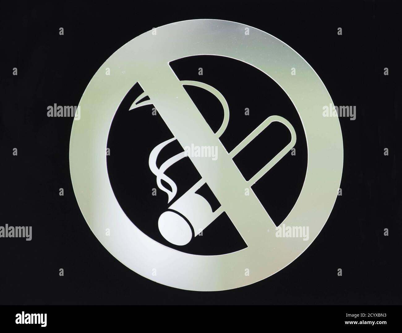 smoking ban or smoking prohibited sign with pictogram of a filter ...